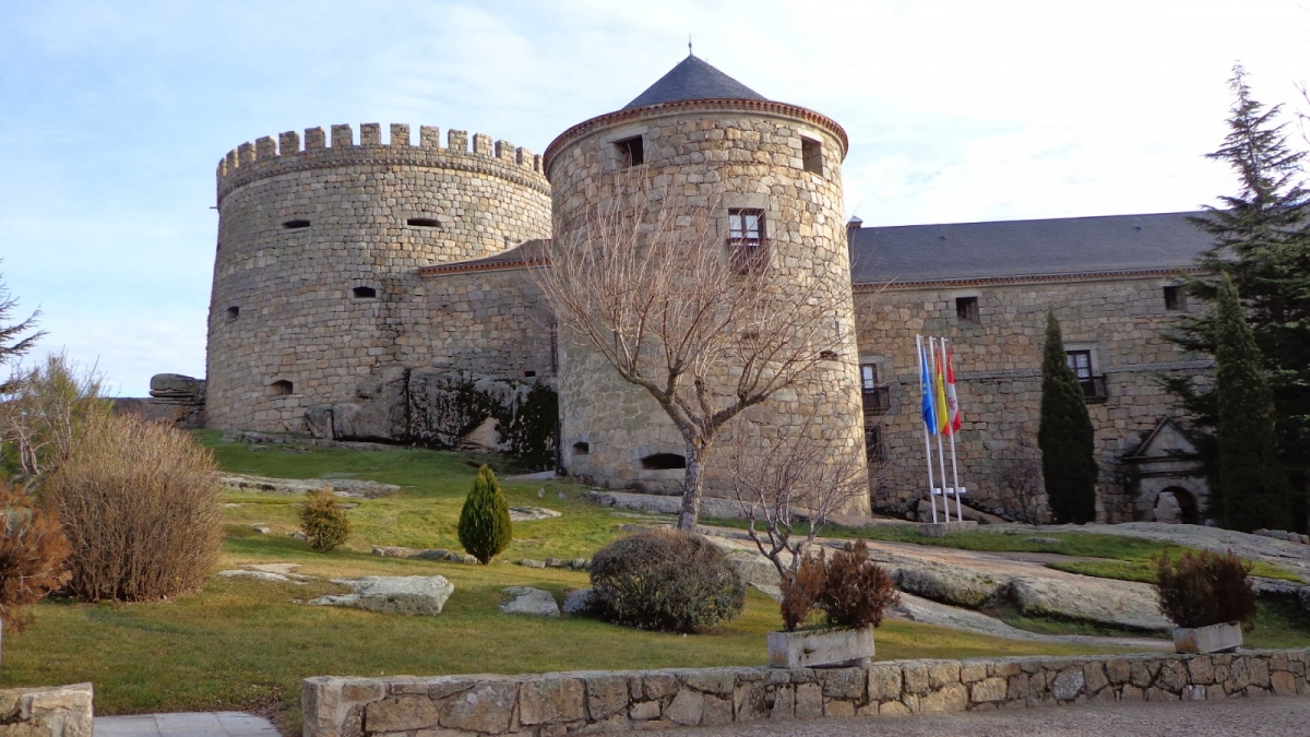 Castillo Magalia - Camping Valle Enmedio